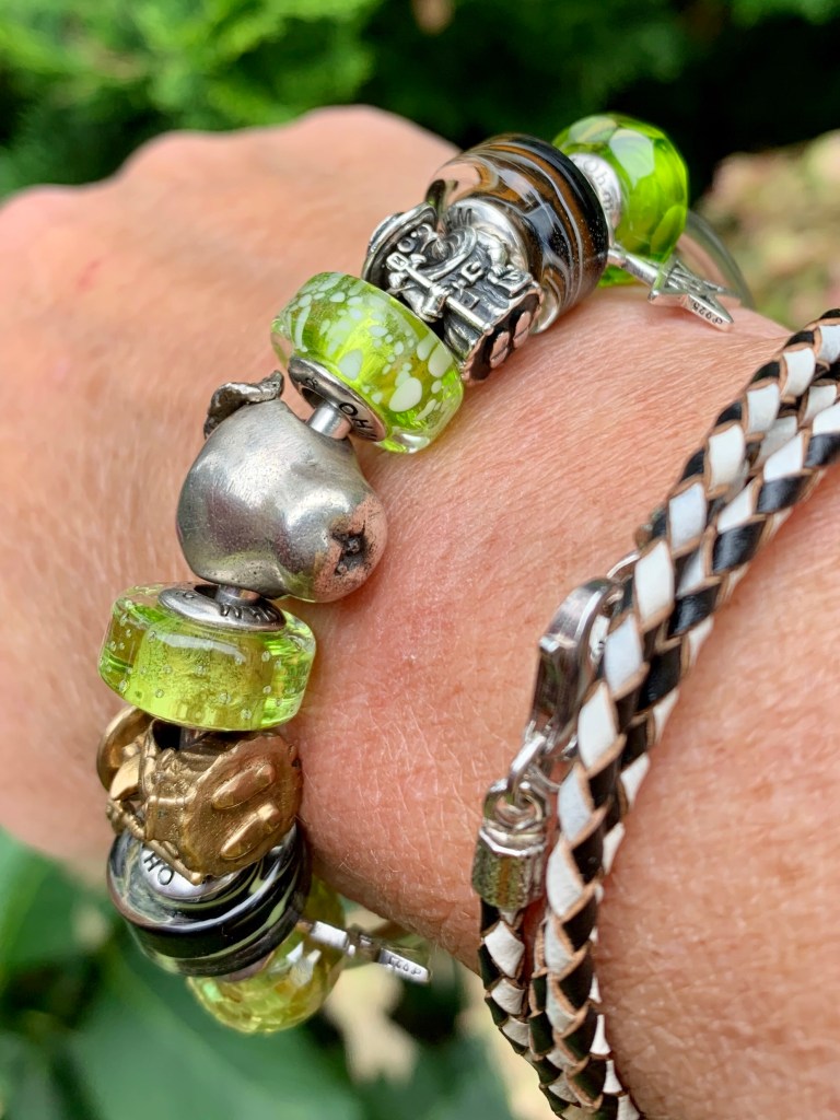 OHM Haloween collection – Trudy's charms 'n beads